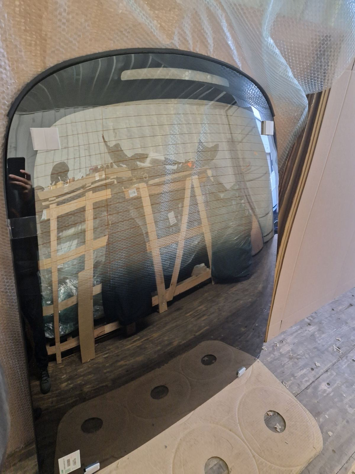 PANORAMIC BACKLIGHT GLASS ASSEMBLY – FiveSpoke